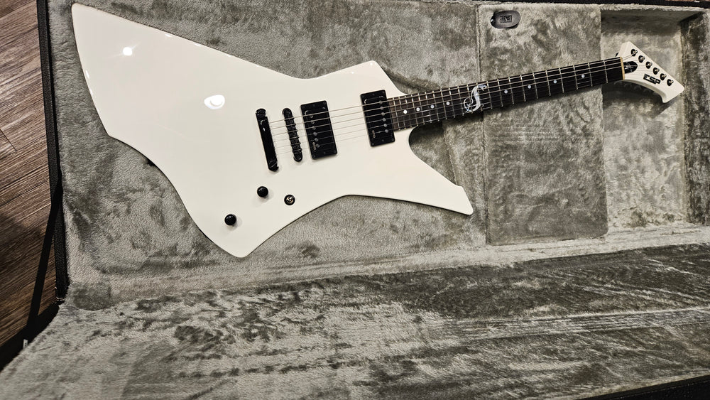 ESP SNAKEBYTE - Snow White James hetfield signature E2710232