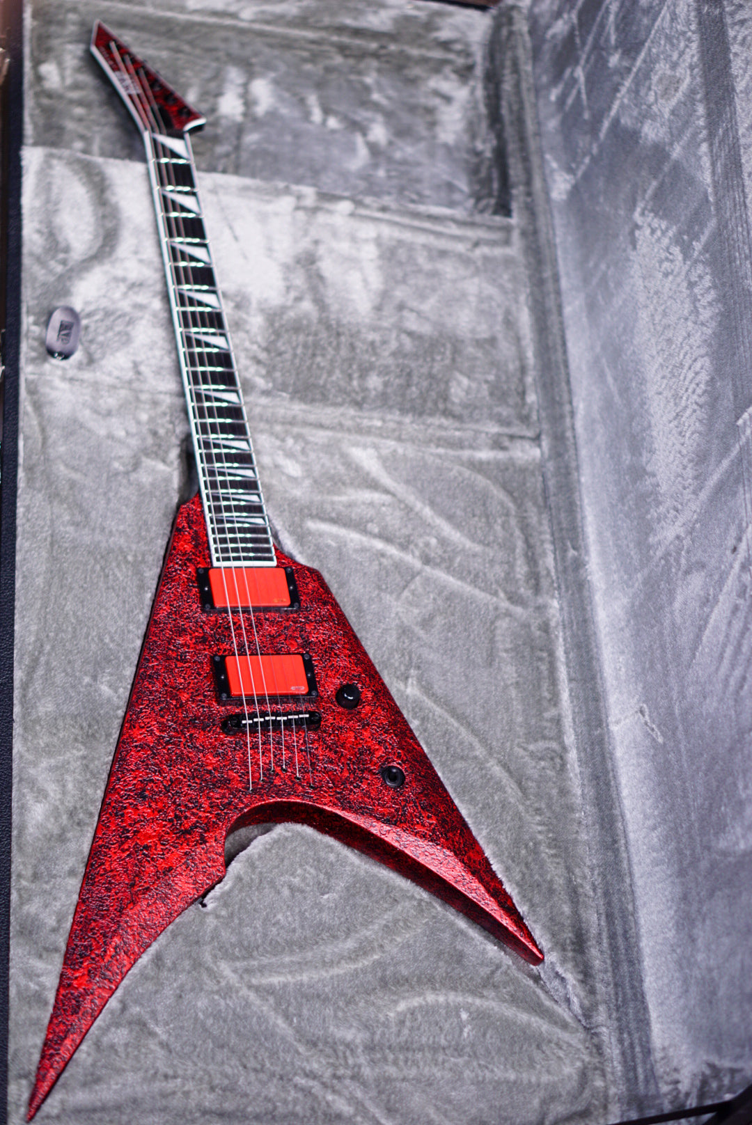 Booked! ESP-ARROW NT Castmetal Lava w Gary holt pickup E1070232