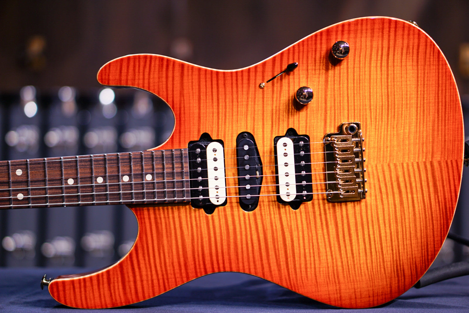 Suhr custom modern copperhead burst 77852 Gold Package