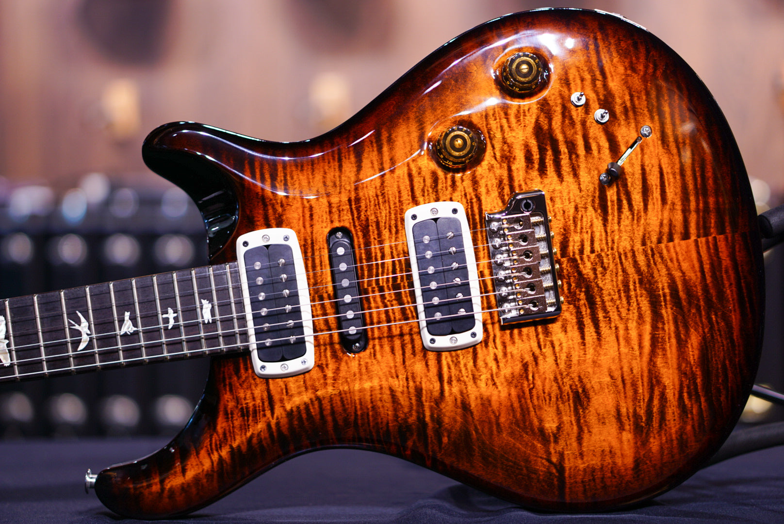 PRS Modern eagle V black gold burst 23 0358452