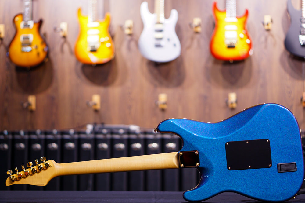 Suhr classic S Reb beach spec in prism 67965
