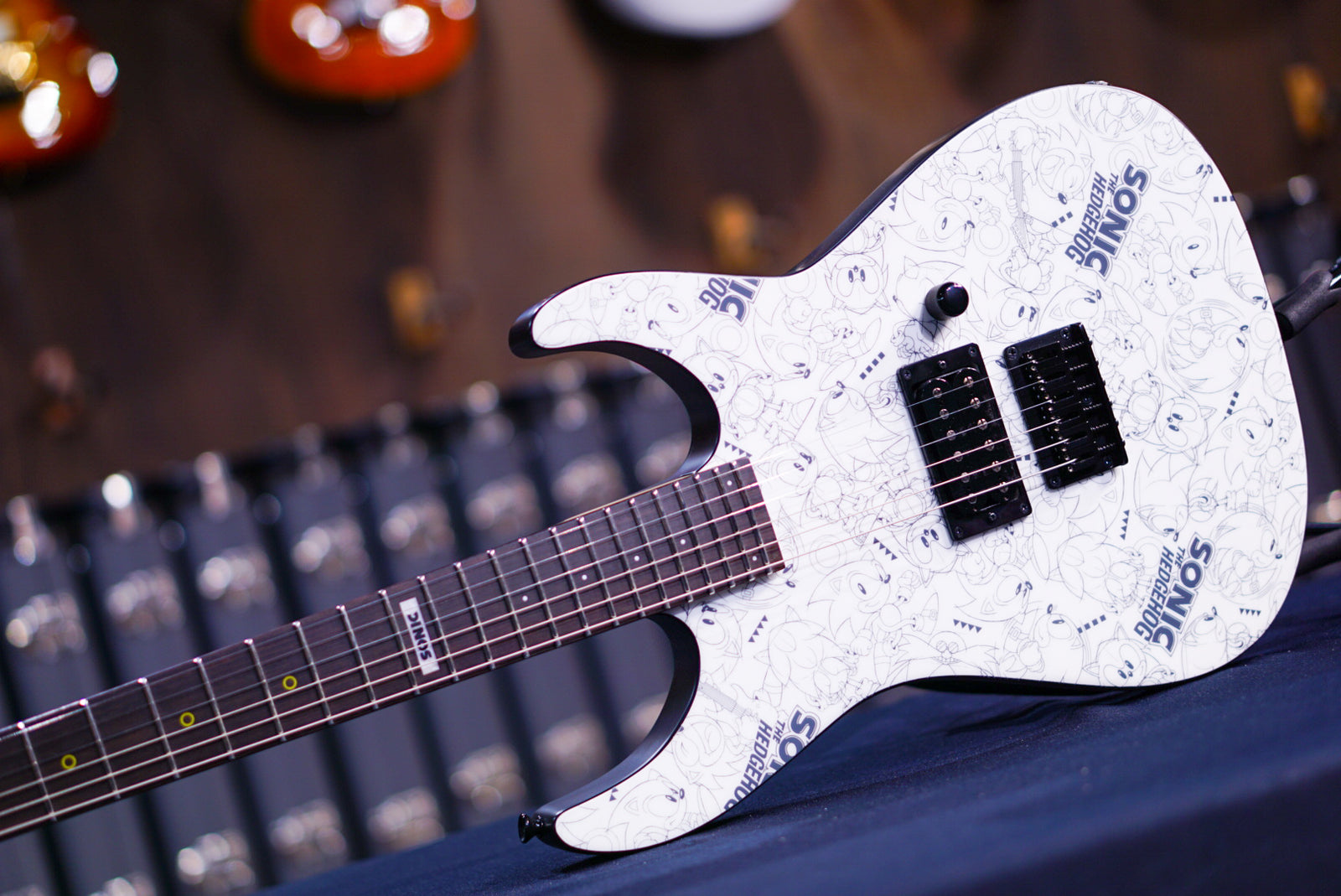 SONIC THE HEDGEHOG GUITAR III - Classic Sonic Edition