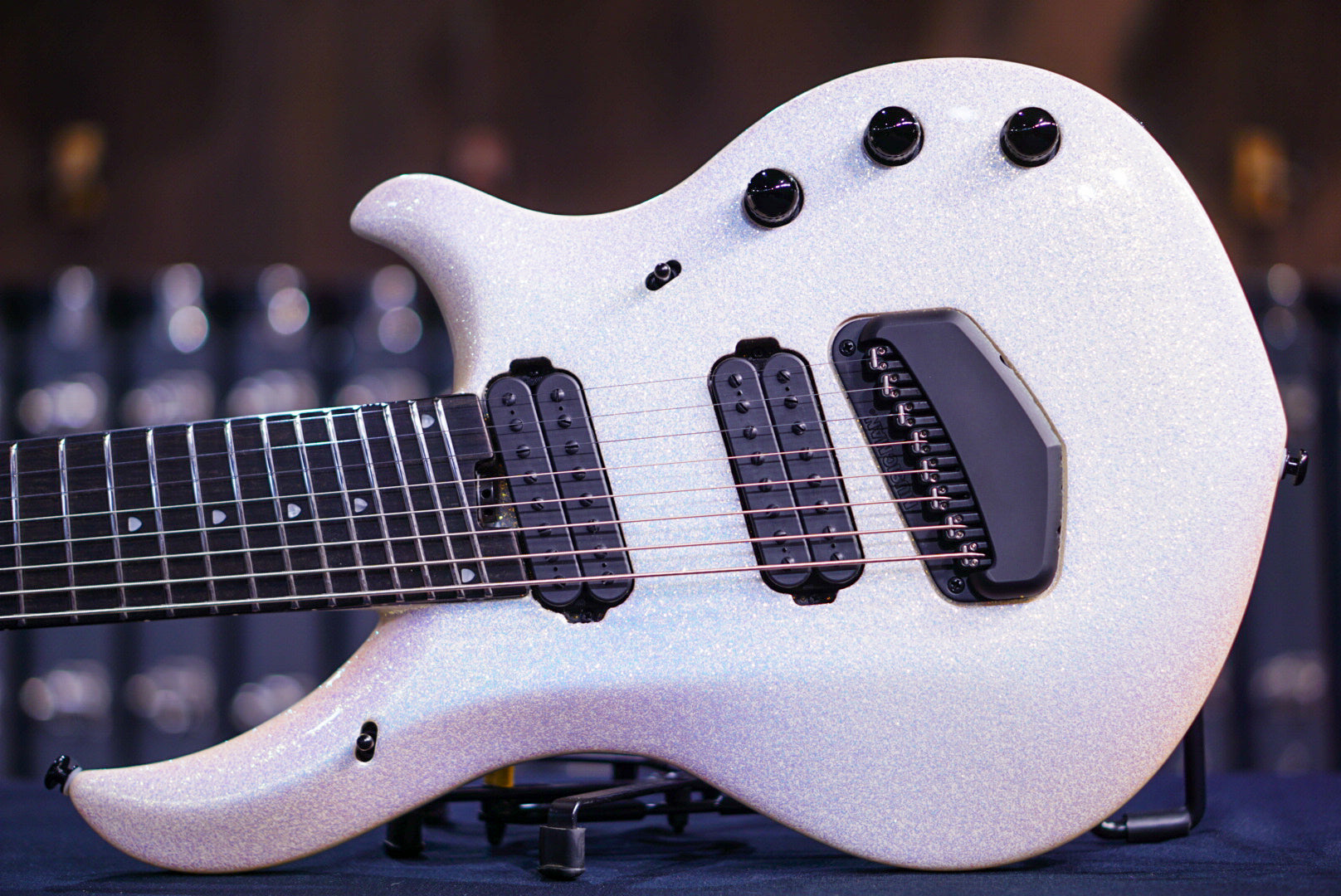 Ernie Ball Music Man MAJESTY 8 Her Majesty's Request M08893