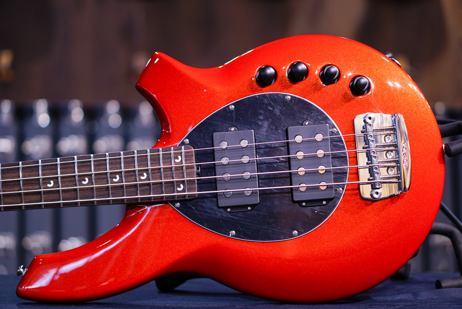 Ernie Ball Music Man BONGO 4 HH BLOOD ORANGE K02557