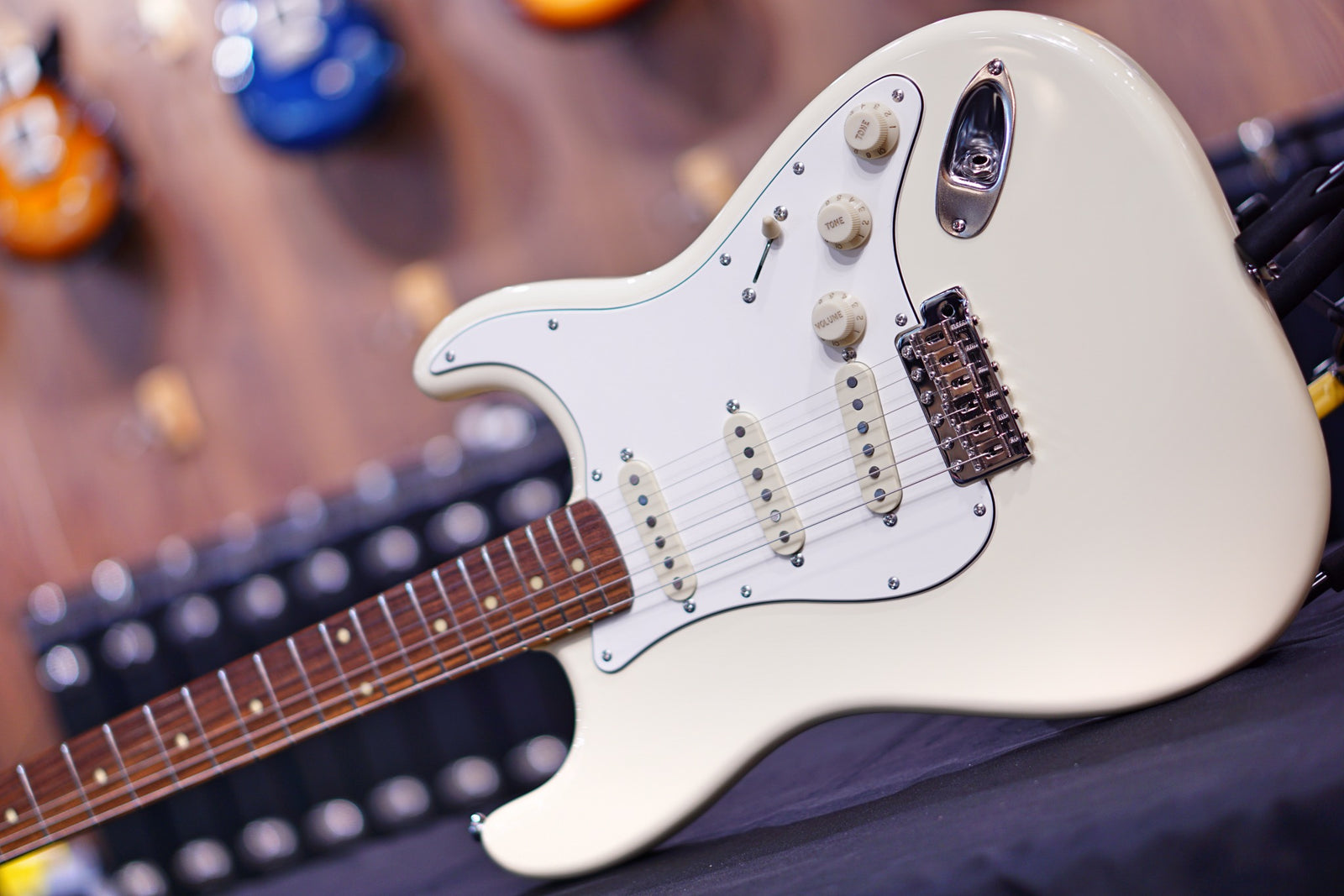 ESP Edwards E-ST-125ALPF vintage white ED7030224