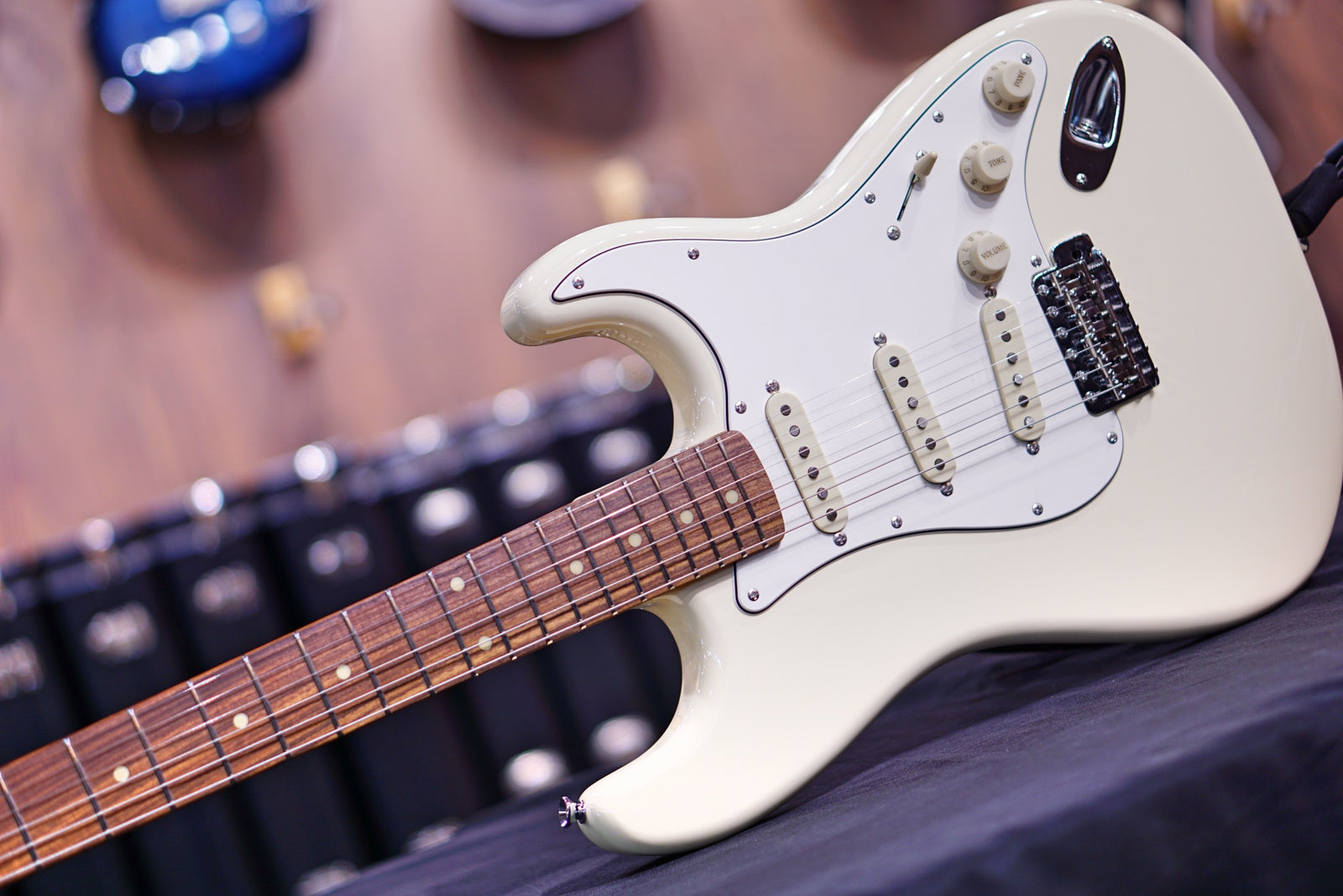 ESP Edwards E-ST-125ALPF vintage white ED7030224