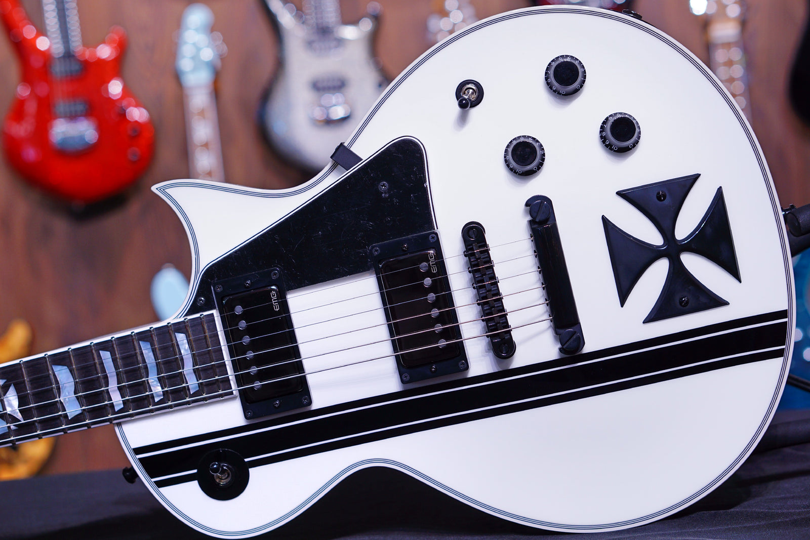 ESP IRON CROSS JAMES HETFIELD E2461202