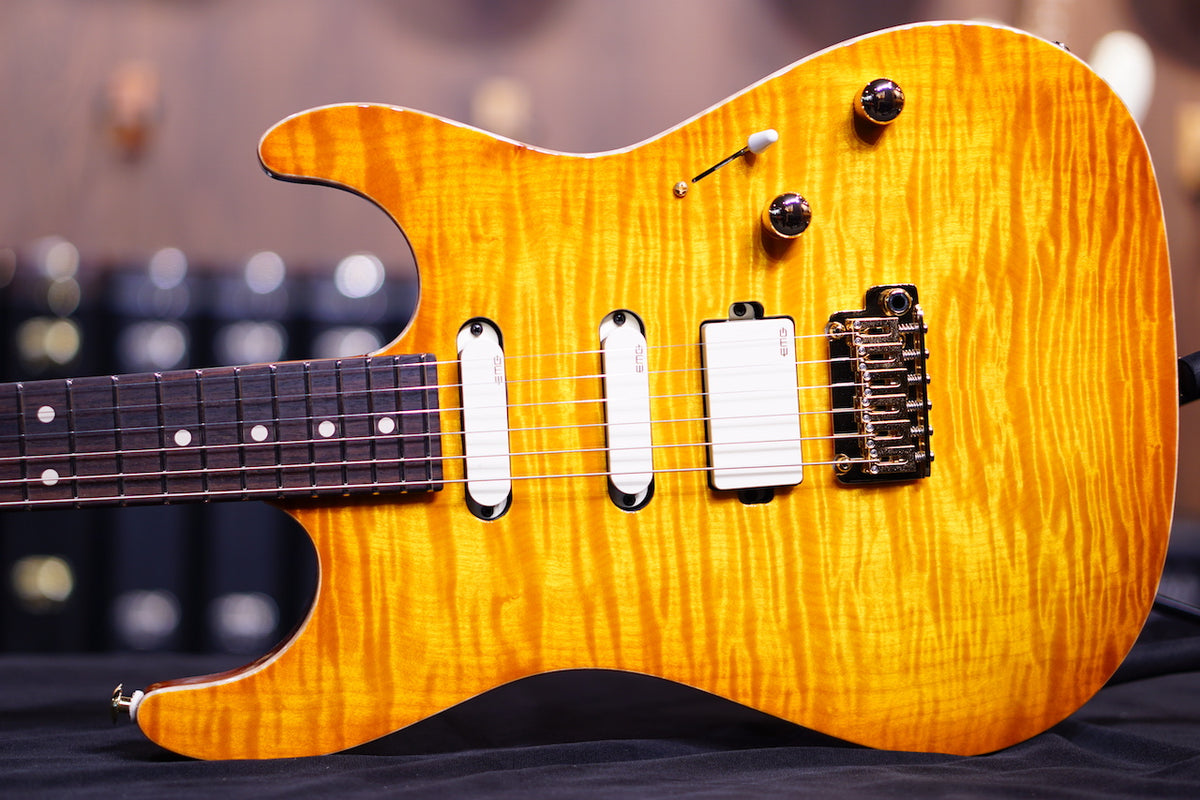 Suhr standard legacy Limited Edition trans caramel 69008