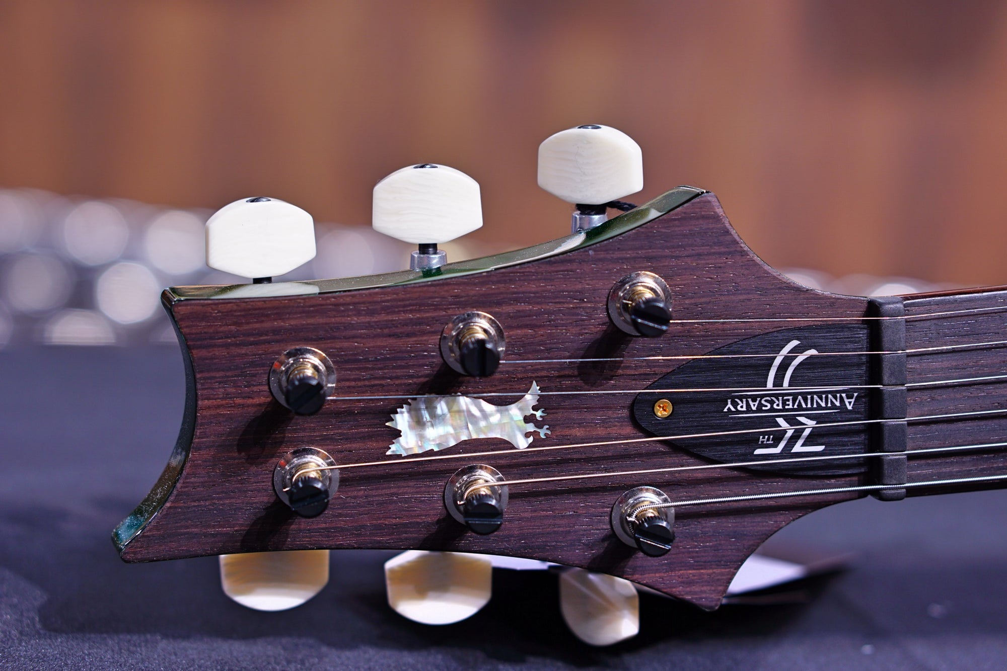 PRS 35th Anniversary Custom 24 - Obsidian Green Burst Hybrid 10 top 03