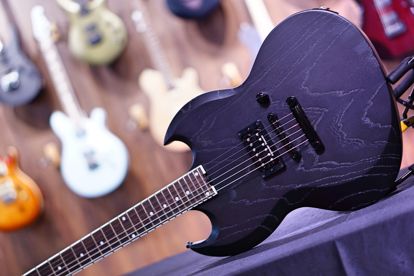 EDWARDS E-VIPER -1H Alternative Black